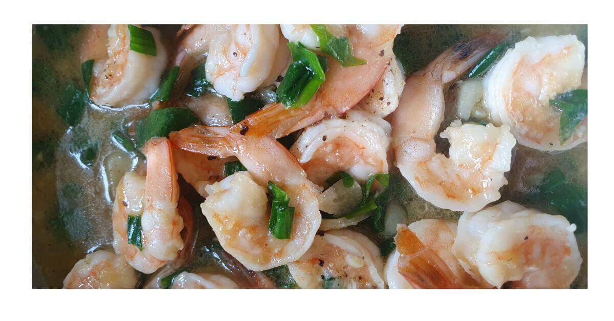 EASY GARLIC BUTTER PRAWNS - cooking mummy