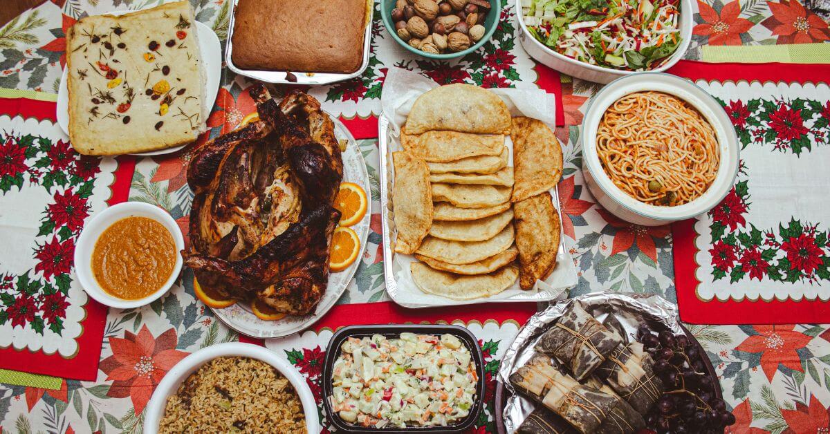 Filipino Christmas Food: Complete Noche Buena Guide - cooking mummy
